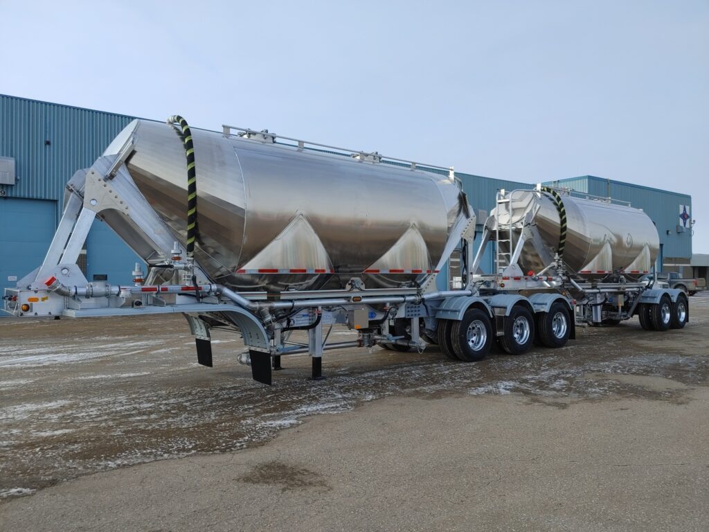 *In Production* 2025 2200 CUFT, 4-Hopper, Aluminum Pneumatic SYNERGY B ...