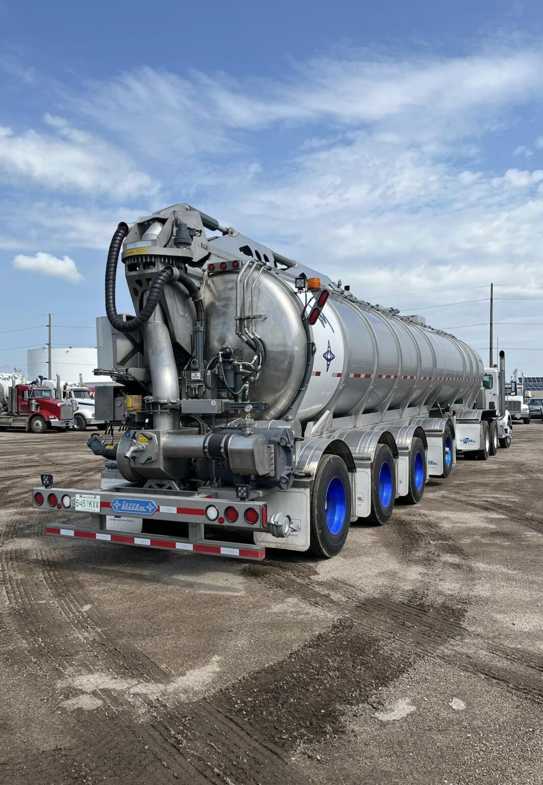 38,000L / 1 Compartment Stainless Steel Liquid Slurry Semi-Trailer